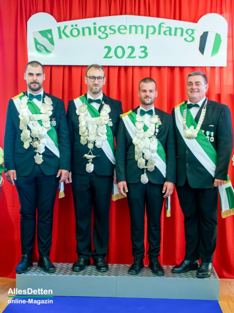 Empfang der neuen Schützenkönige und -königinnen | Alles Detten