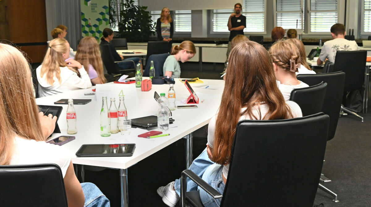 Aktiv gegen Cybermobbing: Medienscouts besuchen Workshop im Kreishaus Steinfurt | Alles Detten