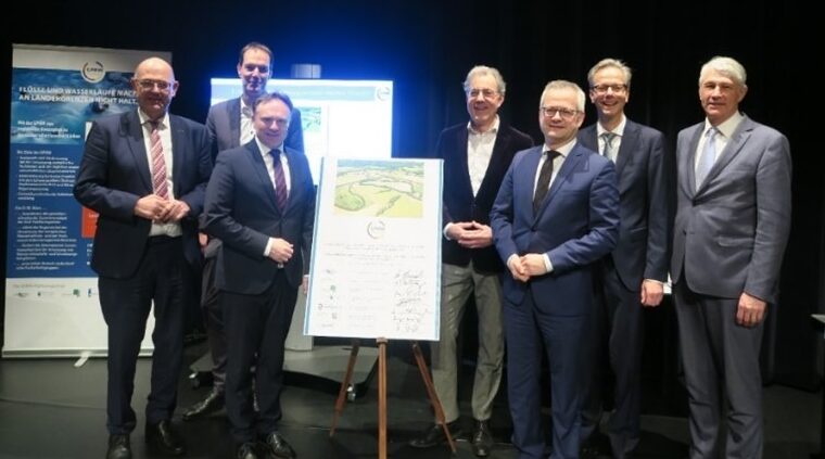 Stärkung der Zusammenarbeit zwischen deutscher und niederländischer Wasserwirtschaft | Alles Detten