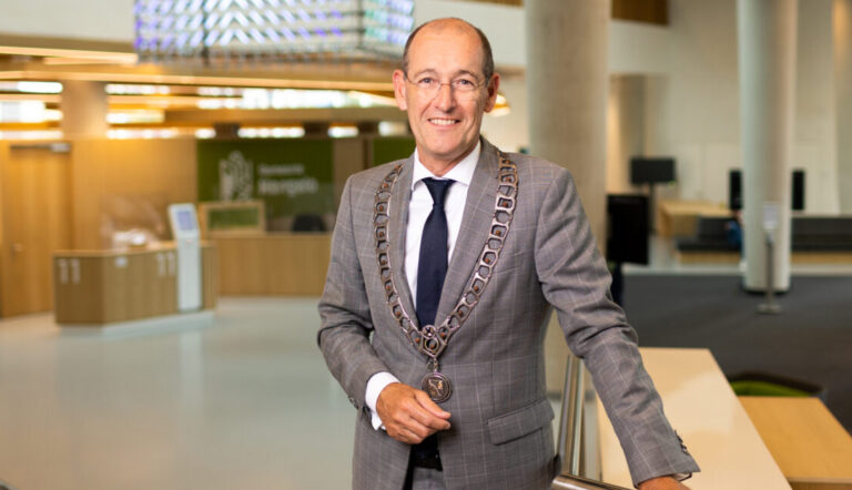 Schelberg zum Bürgermeister gewählt – König muss ernennen | Alles Detten